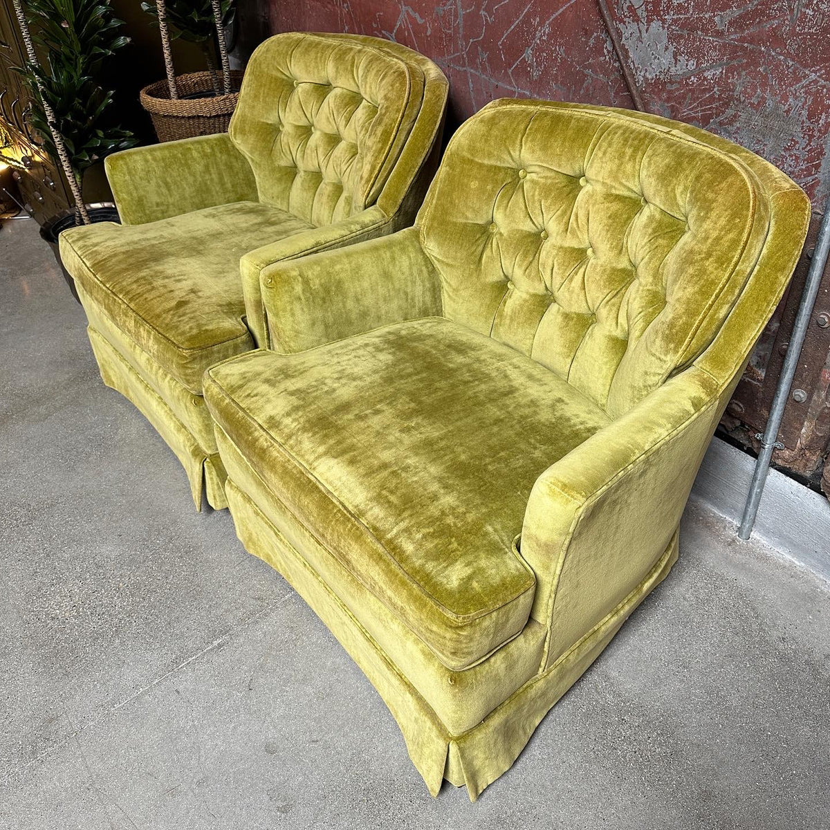 Chartreuse Tufted Accent Chair Set (2) – Dandy